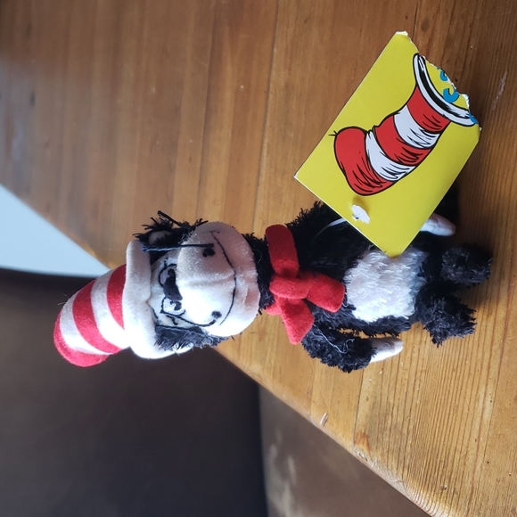 The Manhattan Toy Company | Toys | Cat In The Hat Finger Puppet 6 Nwt ...